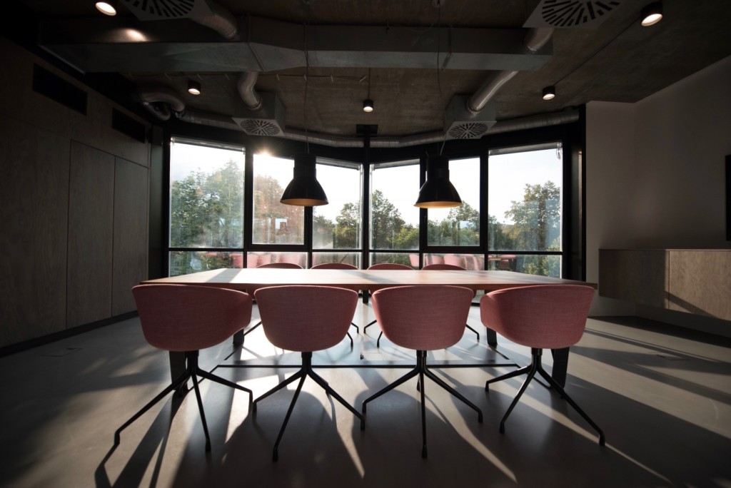 Best Ways to Save Electricity in Workspaces - ChargeSpot